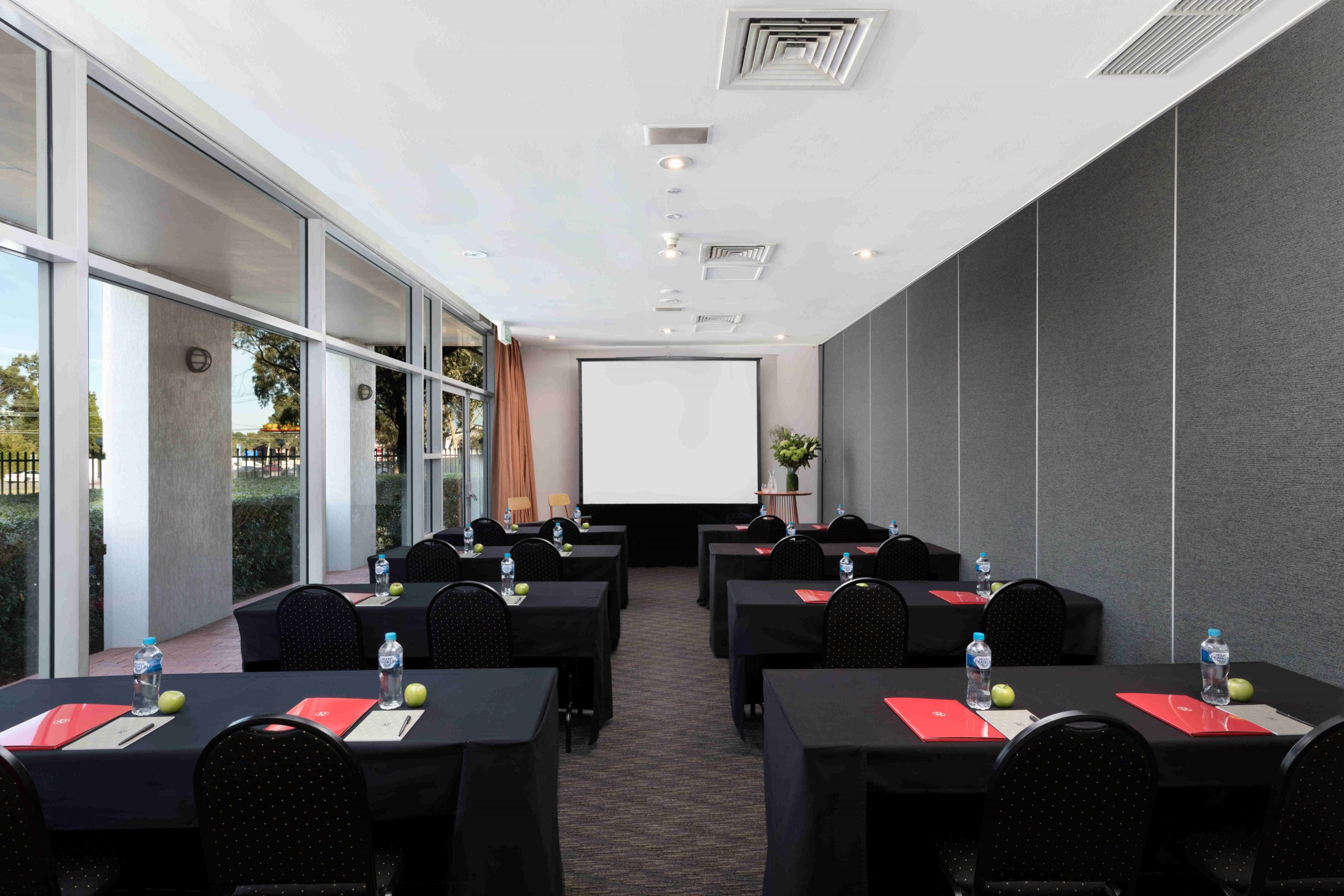 Functions Bankstown - Spitfire Venue - Rydges Bankstown Hotel